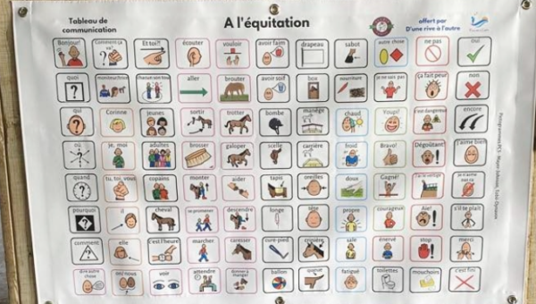 TLA géant dans les écuries de Camiac - Techlab APF France handicap